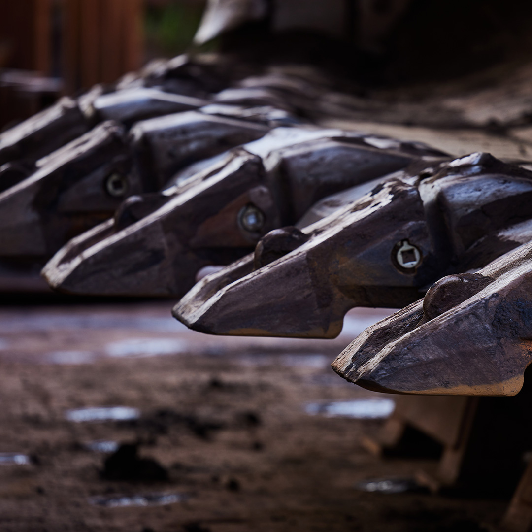 HOW GROUND ENGAGING TOOLS IMPROVE JOBSITE PRODUCTIVITY | Tractor ...