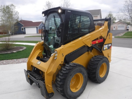 Used Skid Steer Loaders for Sale | Tractor & Equipment Co.